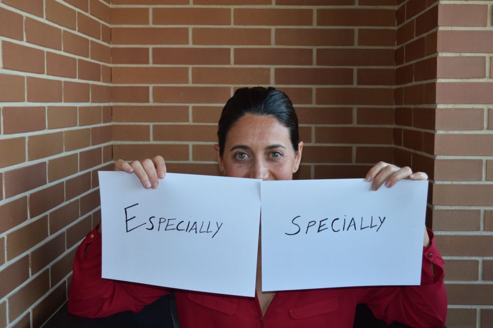 Especially or specially? Cuál es la diferencia - El Búho Inglés