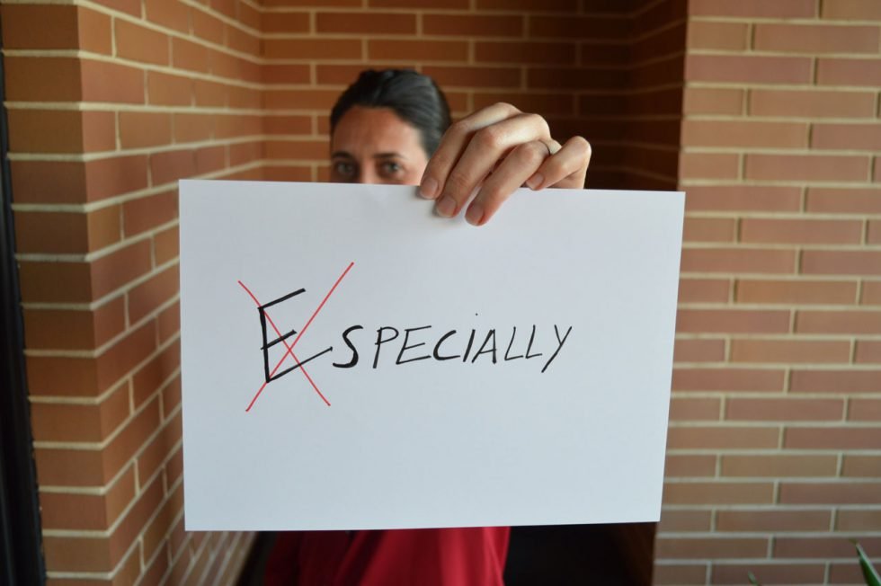 Especially or specially? Cuál es la diferencia - El Búho Inglés